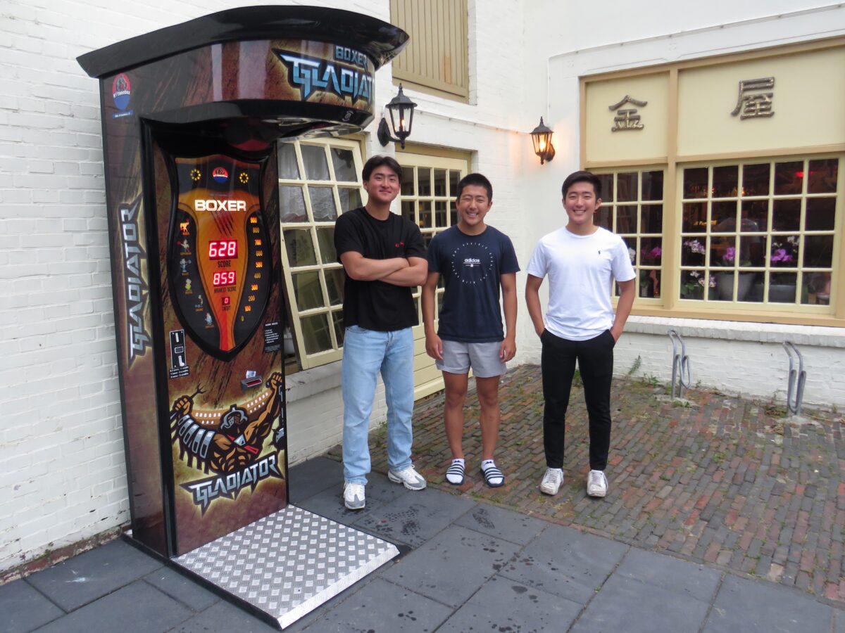 Een misverstandje waar de broers Ivan, Andy & Anson blij mee zijn